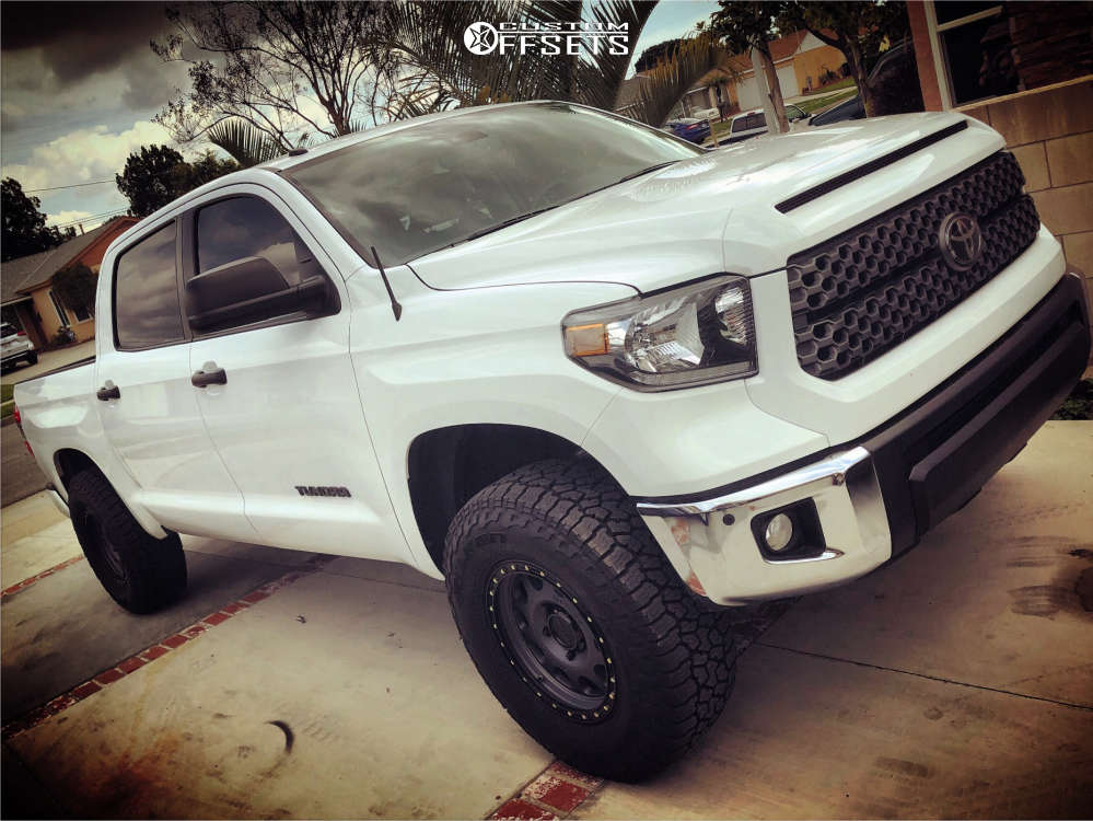2018 Toyota Tundra with 18x9 18 Method Vex and 295/70R18 Falken ...