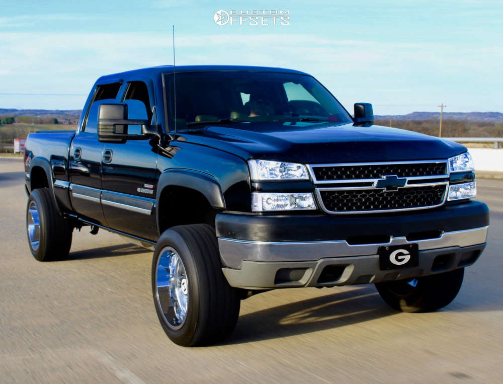 2005 Chevrolet Silverado 2500 HD with 20x12 -44 Hostile Sprocket and ...