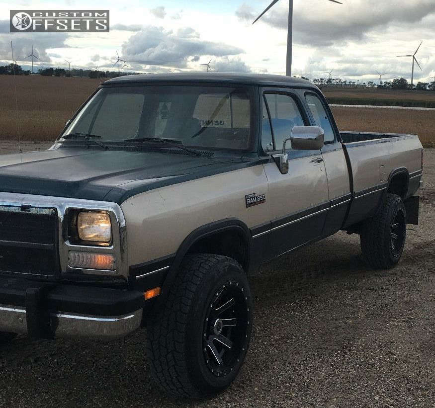 1993 Dodge W250 with 20x12 -44 XD XD818 and 275/60R20 Mastercraft ...