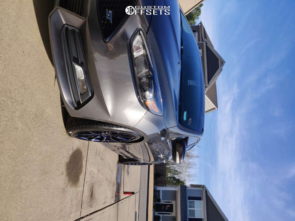 2016 Ford Focus with 18x8.5 40 Option Lab R716 and 235/40R18 General G ...