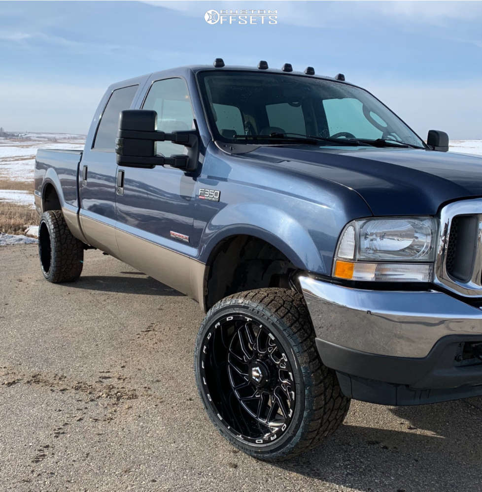 2004 Ford F-350 Super Duty with 22x12 -44 TIS 544BM and 33/12.5R22 ...