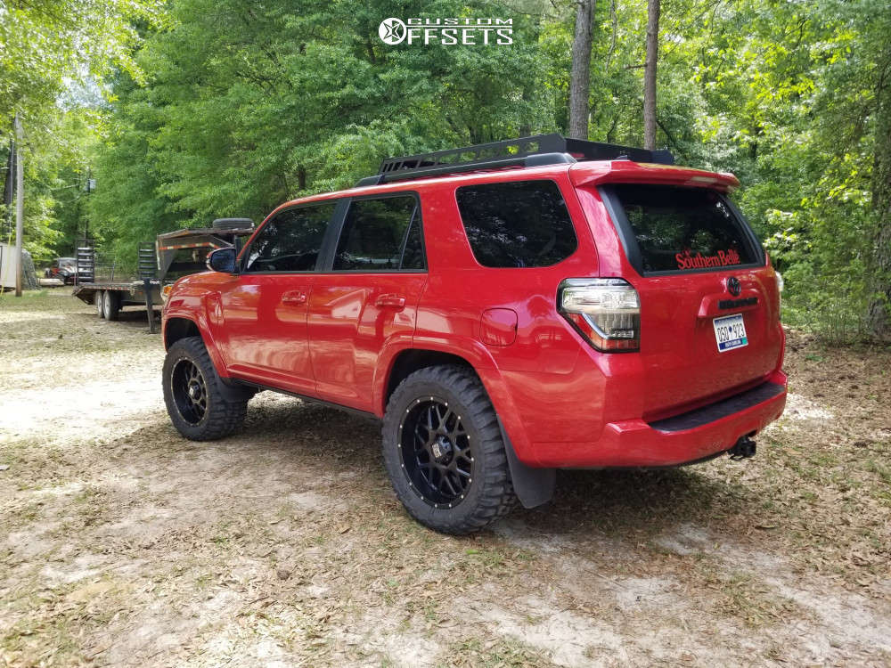 2019 Toyota 4Runner with 20x9 0 XD XD820 and 33/12.5R20 Federal ...