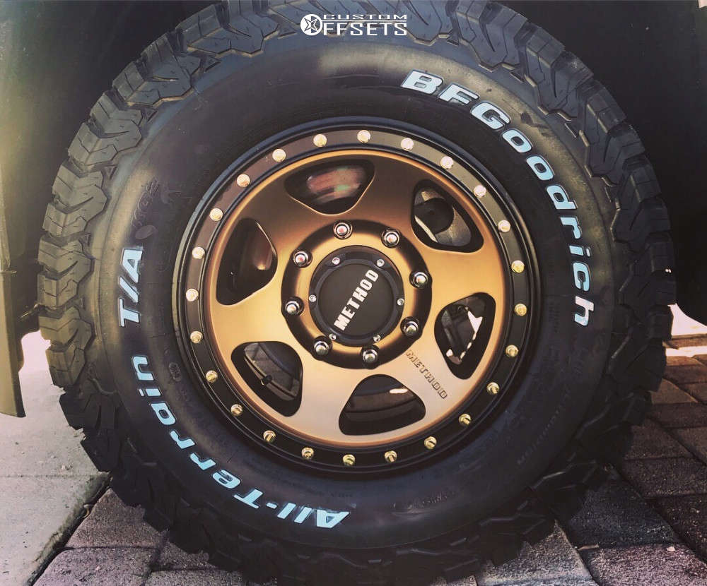 2019 Chevrolet Silverado 2500 HD with 17x8.5 0 Method Con6 and 285 ...