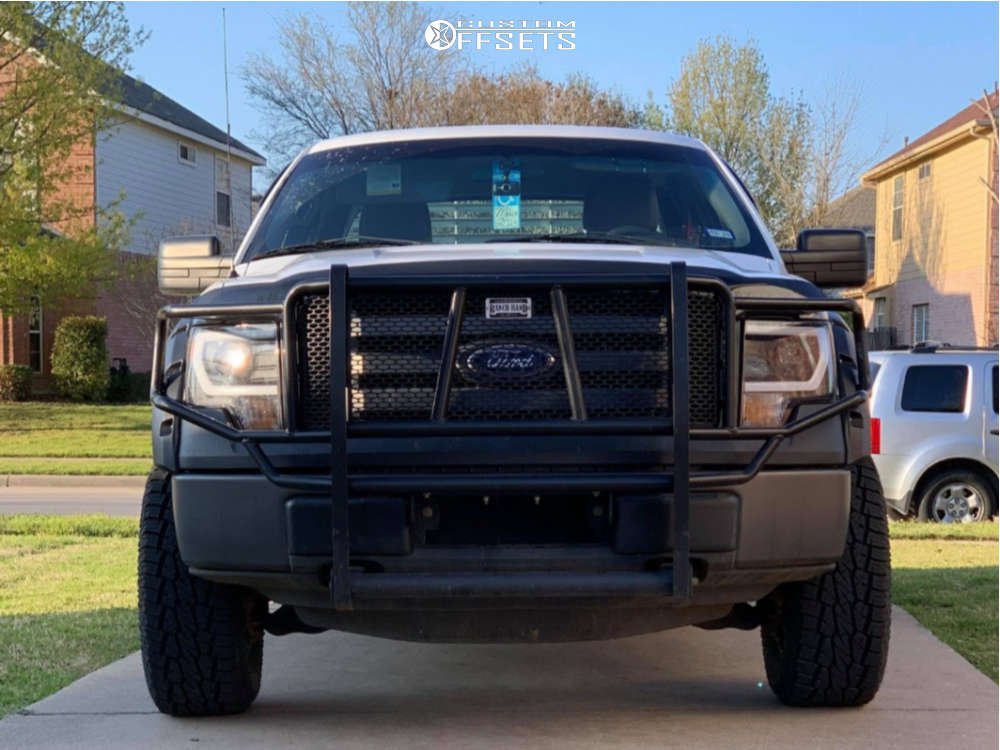 2012 Ford F-150 with 18x9 0 Pro Comp Series 32 and 285/65R18 Pro Comp A ...