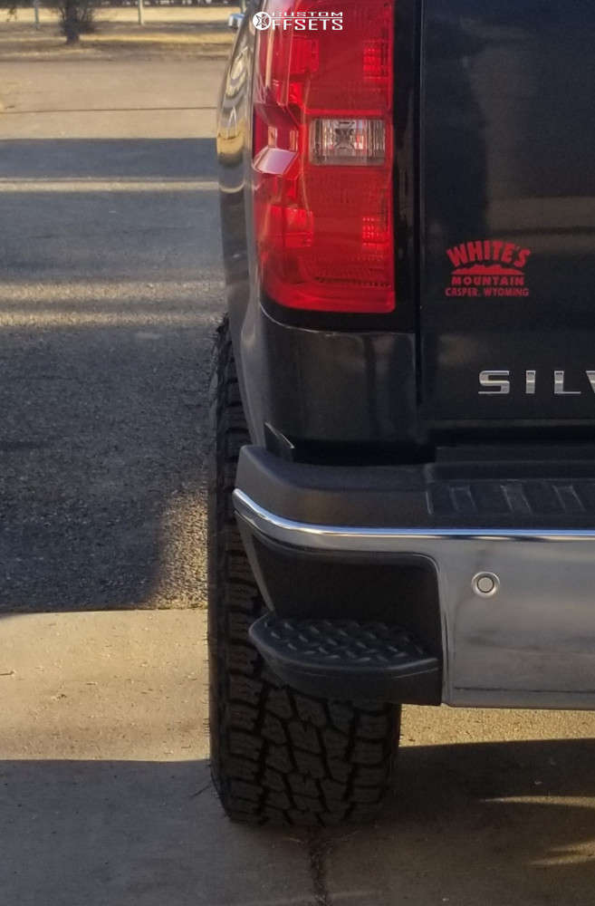 2019 Chevrolet Silverado 2500 HD with 18x9 12 American Racing Ar926 and ...