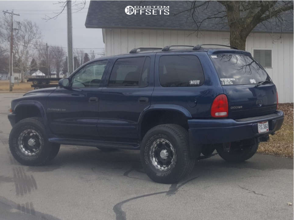 2001 Dodge Durango with 16x8 0 Helo He842 and 285/75R16 Michelin ...