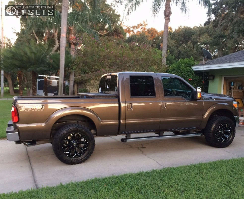 2016 Ford F-250 Super Duty with 20x10 -18 Fuel Assault and 35/12.5R20 ...