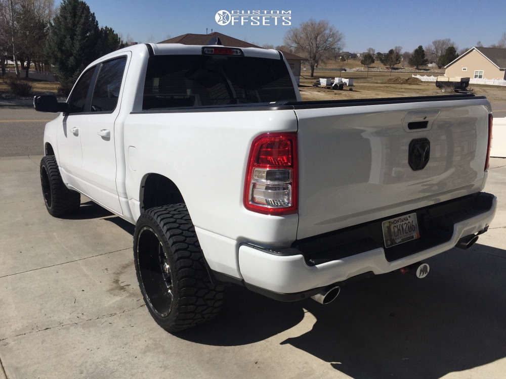2019 Ram 1500 with 22x12 -44 TIS 544BM and 33/12.5R22 AMP Terrain ...
