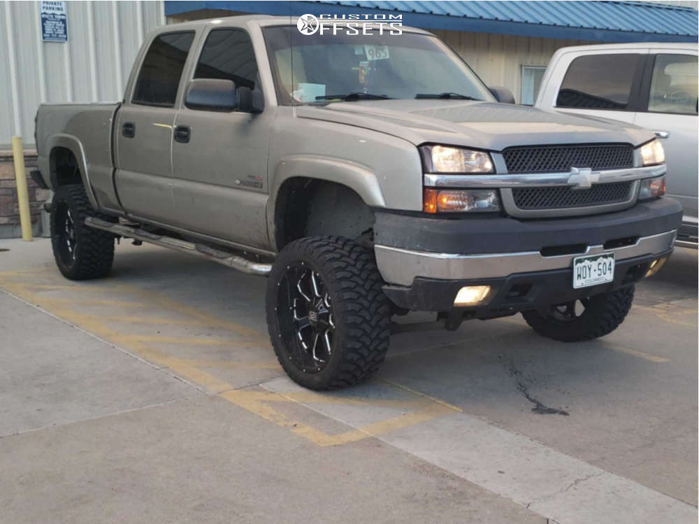 2003 Chevrolet Silverado 2500 HD with 22x10 -18 XD Xd825 and 33/12.5R22 ...