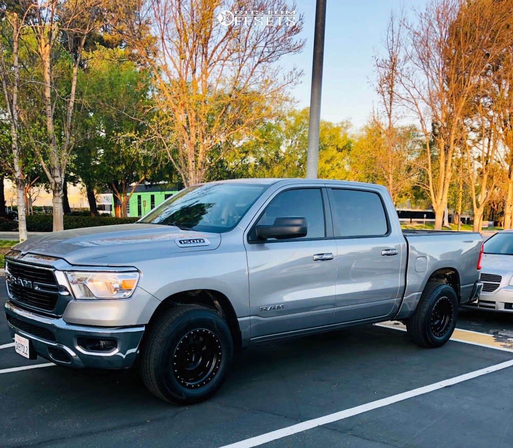 2019 Ram 1500 with 18x9 18 Method Double Standard and 275/65R18 ...