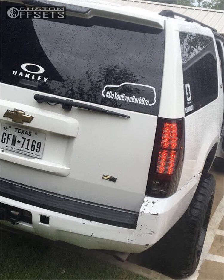 2009 Chevrolet Suburban 2500 with 22x12 -44 XD XD806 and 35/12.5R22 ...