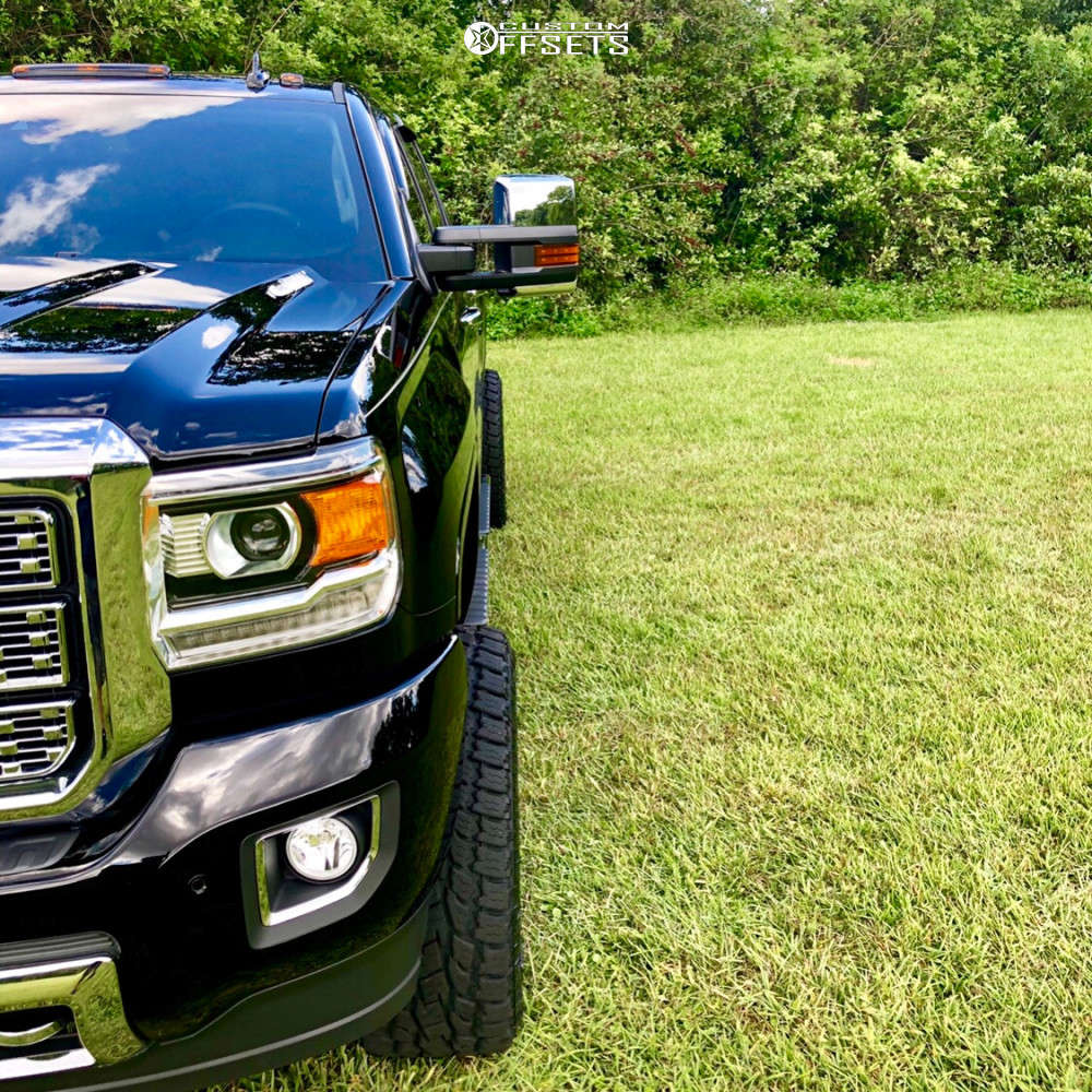 2018 GMC Sierra 2500 HD with 20x10 -19 Hostile Rage and 35/12.5R20 Toyo ...