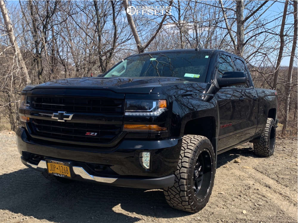 2018 Chevrolet Silverado 1500 with 20x10 -19 Hostile Sprocket and 275 ...