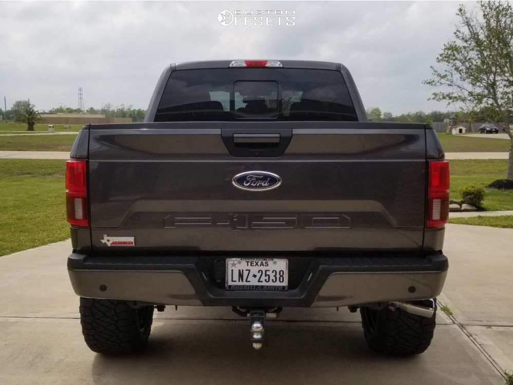 2018 Ford F-150 with 22x12 -44 Fuel Rampage and 325/50R22 Nitto Ridge ...