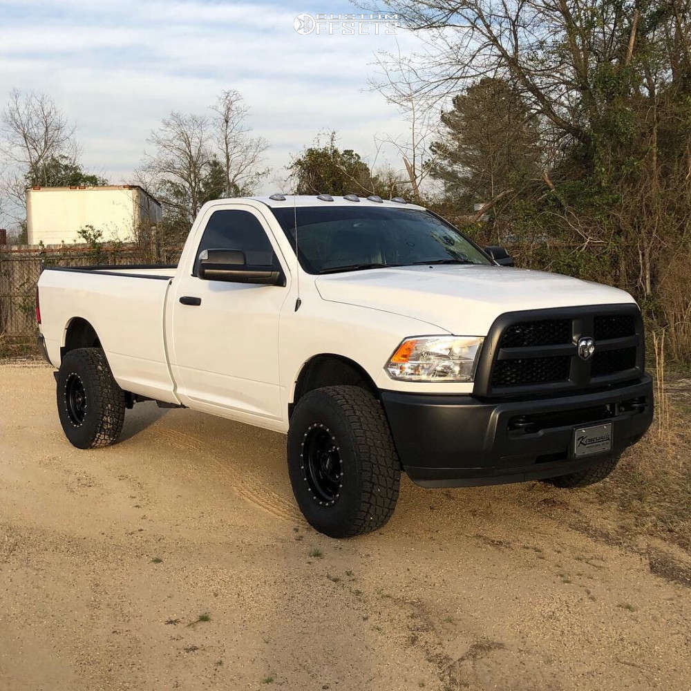2018 Ram 2500 with 17x9 -12 Method The Standard and 305/70R17 Nitto ...