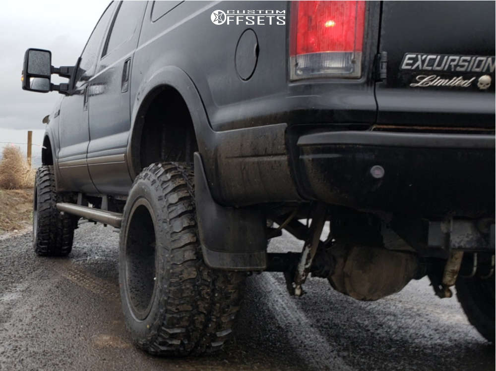 2005 Ford Excursion with 20x12 -44 RBP 74r and 35/12.5R20 Federal ...