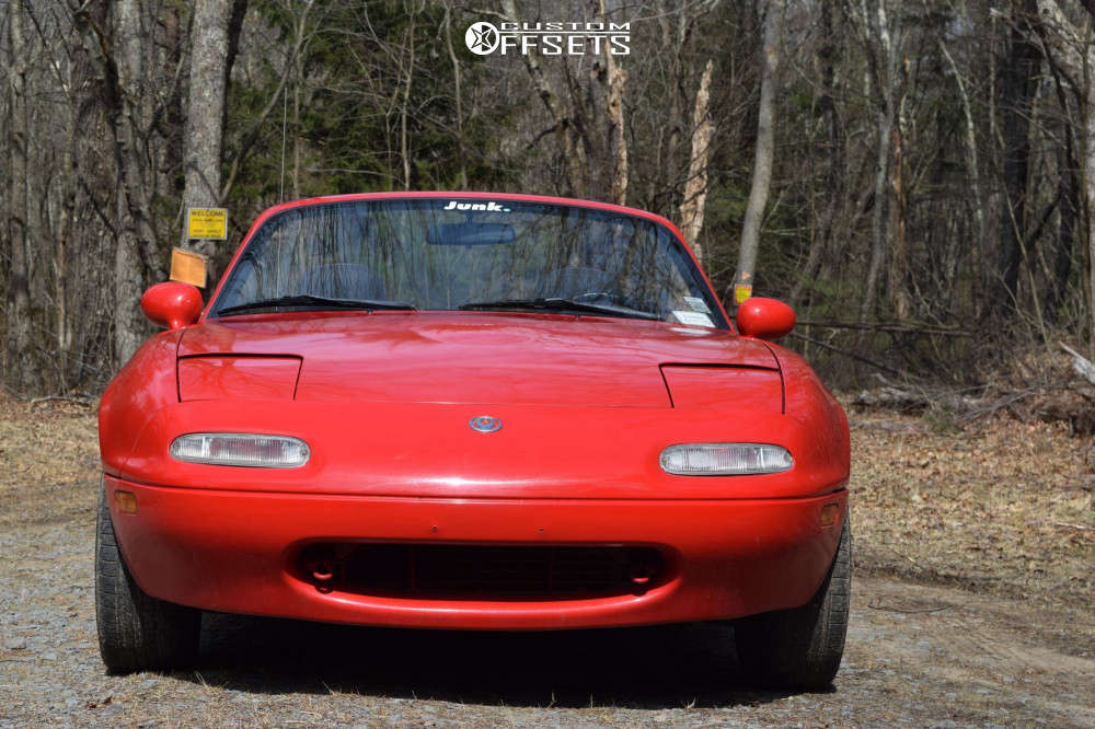 1993 Mazda MX-5 Miata with 15x8 30 Cosmis Racing XT-206R and 205/50R15 ...
