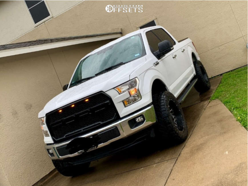 2017 Ford F-150 with 20x10 -18 Fuel Lethal and 33/12.5R20 Nitto Ridge ...