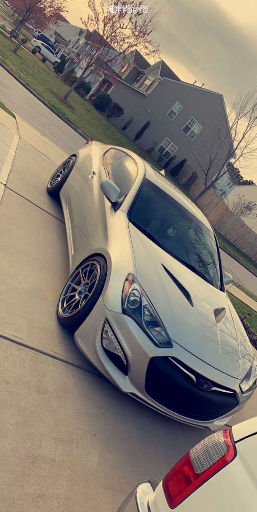 2013 Hyundai Genesis Coupe with 19x9.5 22 ESR Sr13 and 245/35R19 ...