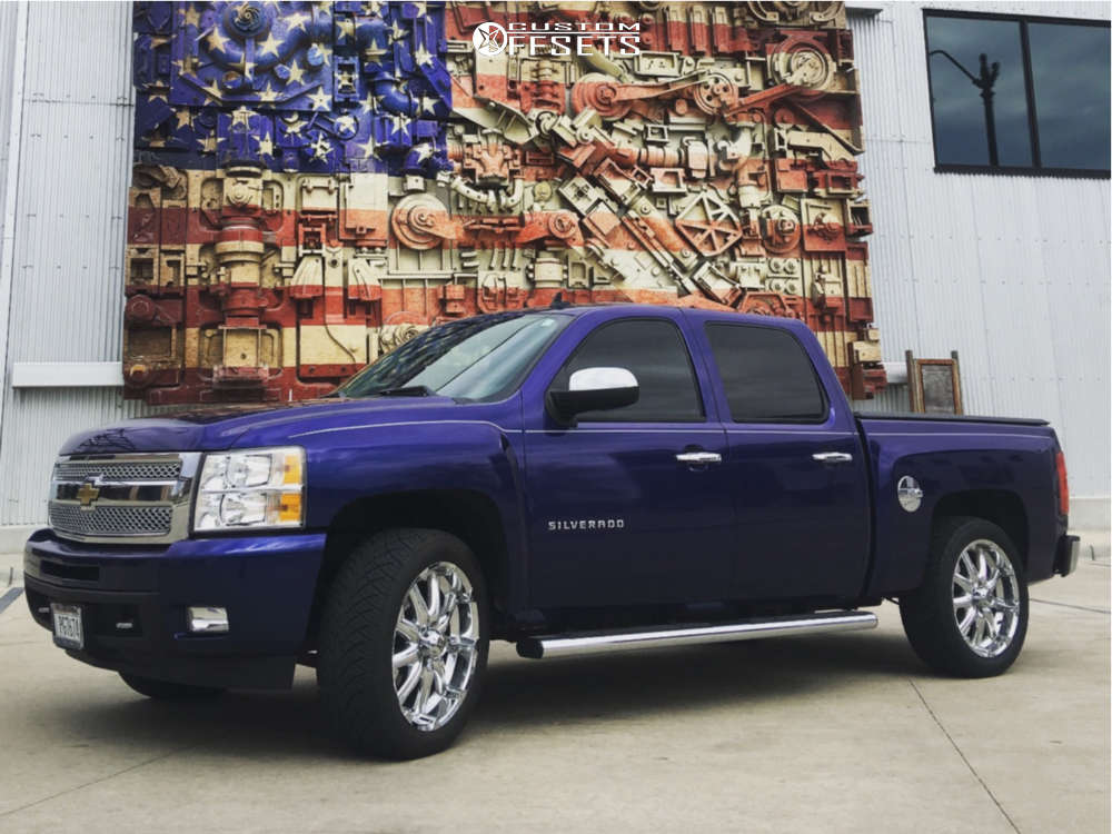 2010 Chevrolet Silverado 1500 with 22x9.5 18 XD Badlands and 305/45R22 ...