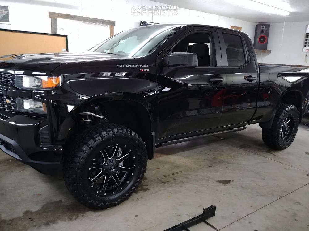 2019 Chevrolet Silverado 1500 with 20x9 1 Fuel Maverick D538 and 35/12 ...
