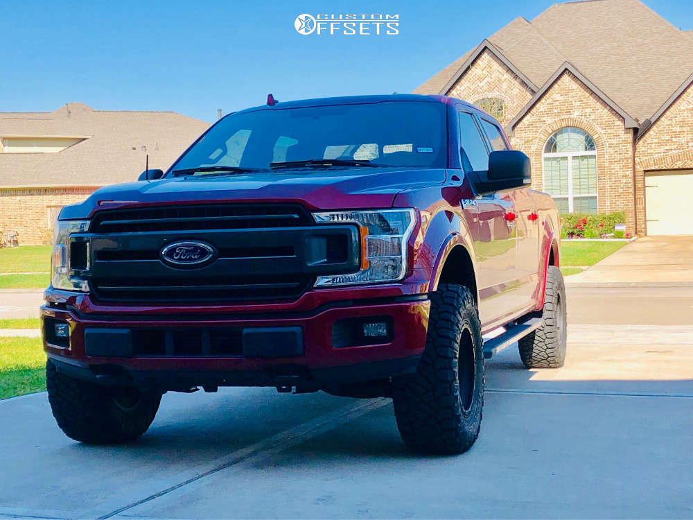2018 Ford F-150 with 17x9 -12 XD Xd135 and 33/12.5R17 Nitto Ridge ...