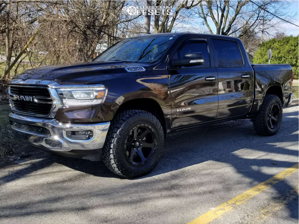 2019 Ram 1500 with 20x9 1 Fuel Ripper and 35/11.5R20 Nitto Ridge ...