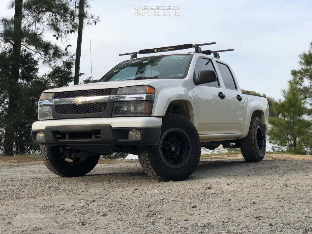 2005 Chevrolet Colorado with 17x9 -14 Fuel Anza and 265/70R17 Nitto ...