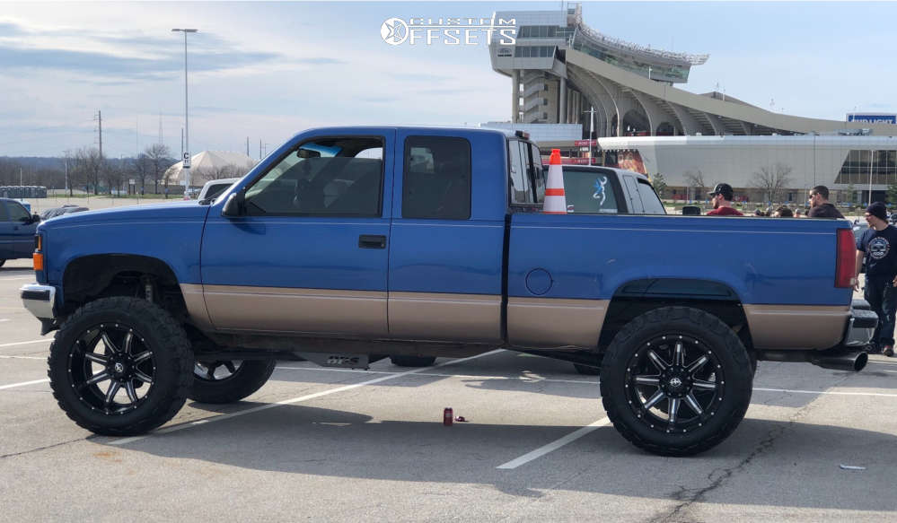 1997 GMC K1500 with 22x12 -44 XF Offroad Xf-215 and 37/13.5R22 Sierra ...