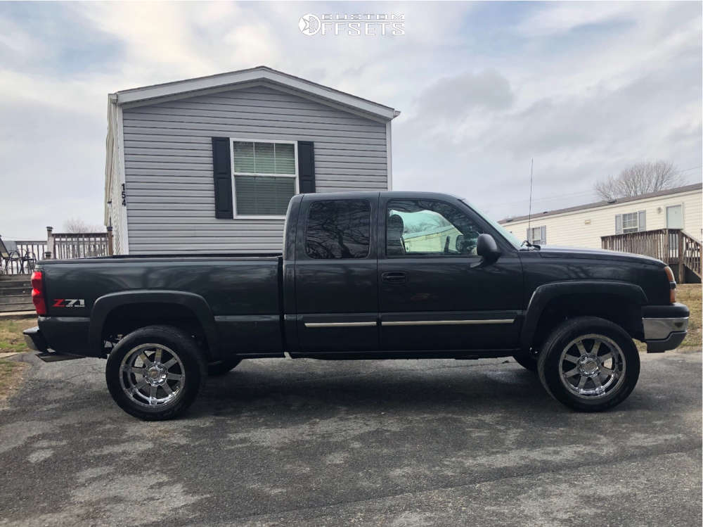 2005 Chevrolet Silverado 1500 with 20x10 -19 Gear Off-Road Big Block ...