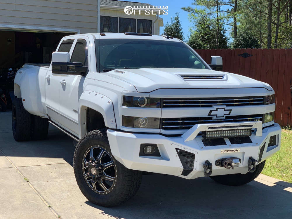 2018 Chevrolet Silverado 3500 HD with 20x8.25 127 Mayhem Monstir and ...