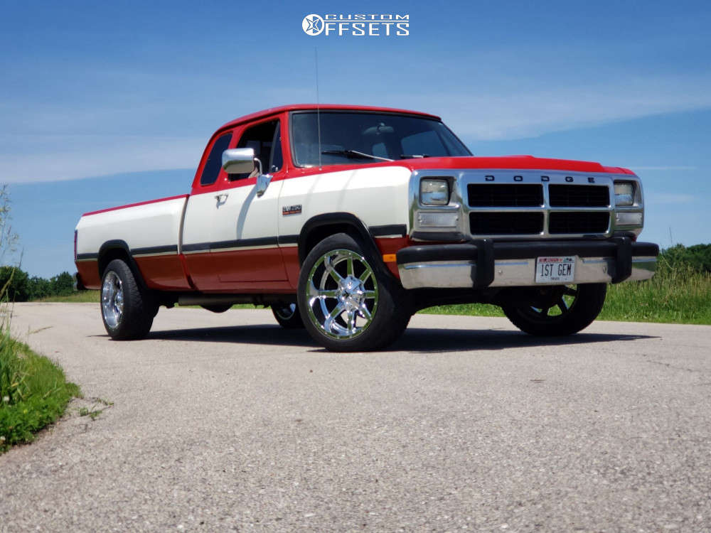 1992 Dodge D250 with 20x10 -24 Fuel Maverick and 265/50R20 Nitto NT420V ...