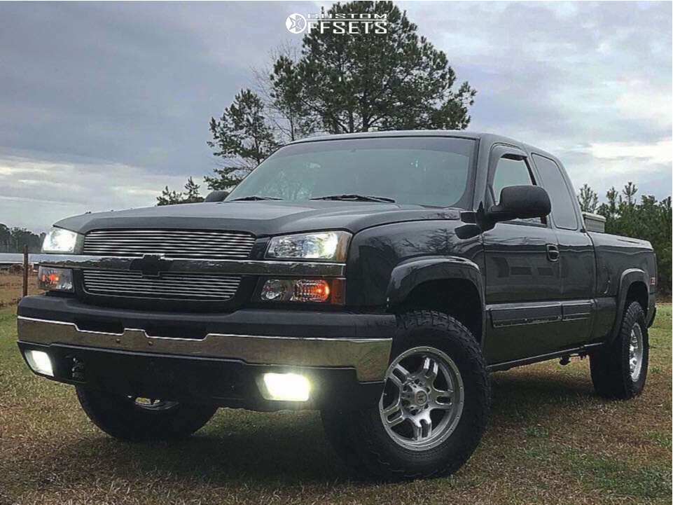 2004 Chevrolet Silverado 1500 with 17x9 0 American Outlaw Apache and ...