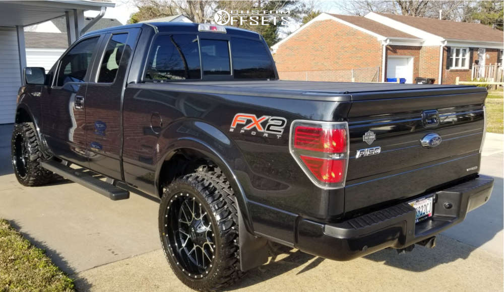 2013 Ford F-150 with 20x10 -18 Moto Metal Mo986 and 35/12.5R20 Toyo ...