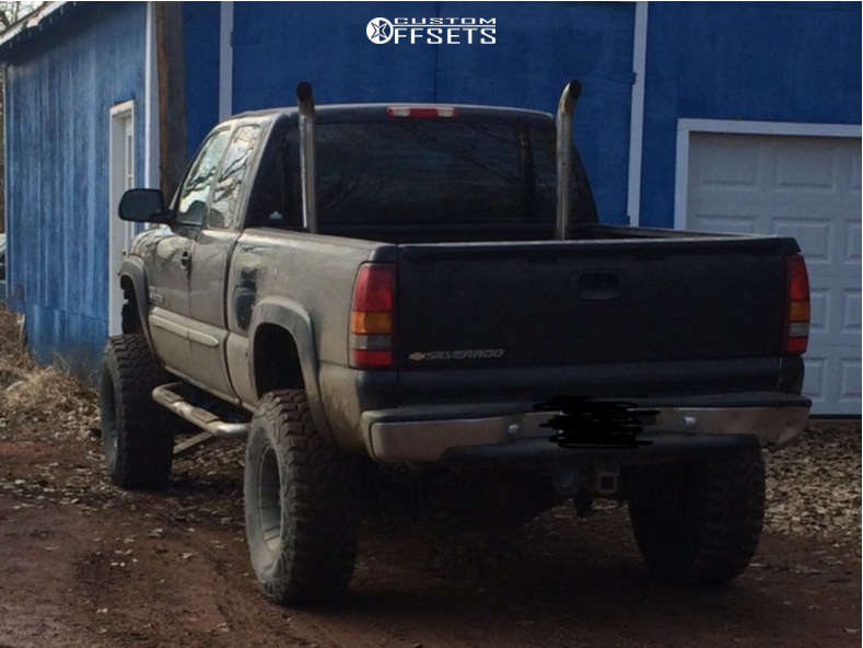 2003 GMC Sierra 2500 HD with 17x9 -6 Pro Comp Series 01 and 37/12.5R17 ...