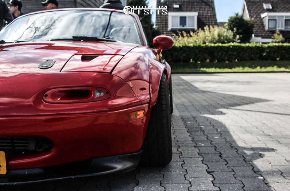 1990 Mazda MX-5 Miata with 15x9 -14 Japan Racing Jr19 and 205/50R15 ...
