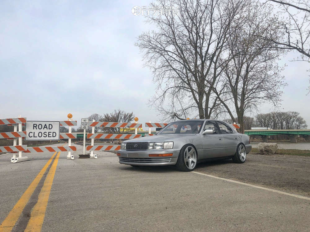 1990 Lexus LS400 with 19x8.5 35 Rotiform Tmb and 245/40R19 Nitto Nt05 ...