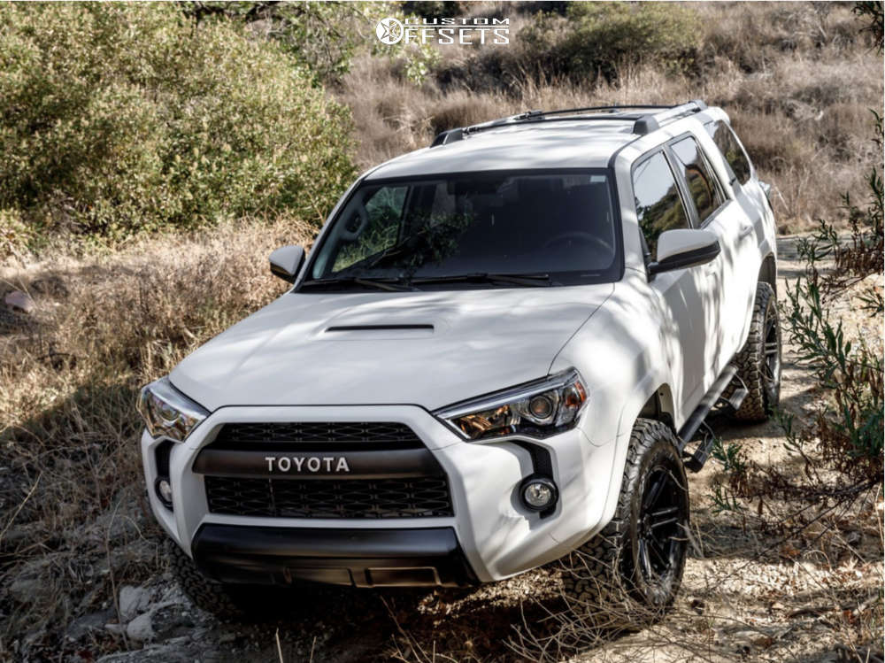 2018 Toyota 4Runner with 17x9 -12 VenomRex Vr602 and 285/70R17 ...