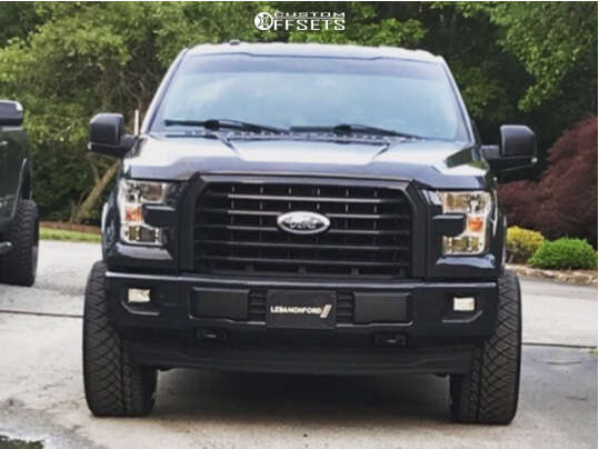 2017 Ford F-150 with 22x12 -44 Xtreme Force Xf8 and 305/45R22 Nitto ...