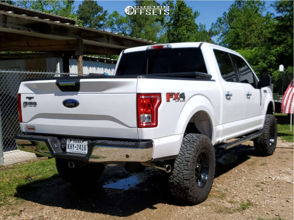 2017 Ford F-150 with 17x9 Pro Comp Extreme and 35/12.5R17 Nitto Ridge ...