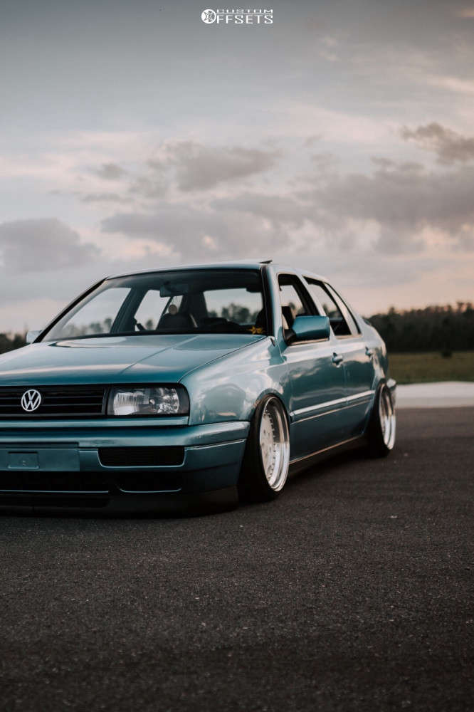 1997 Volkswagen Jetta with 16x9 10 Zauber Monoblock and 195/40R16 ...