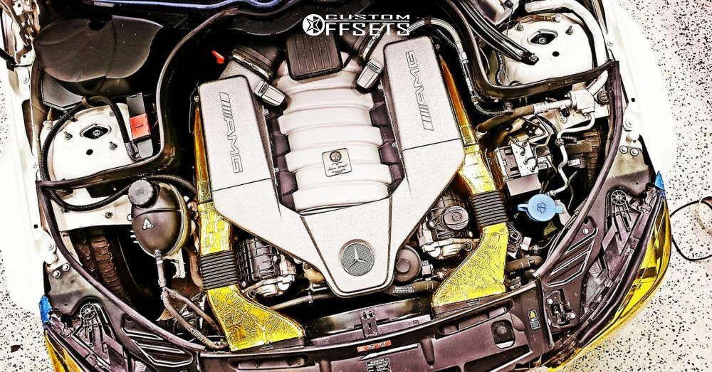 2012 Mercedes-Benz C63 AMG with 20x10 6 Rotiform PNT and 245/30R20 ...