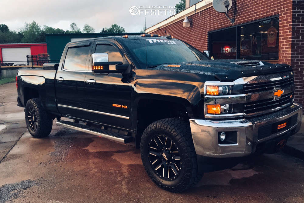 2018 Chevrolet Silverado 2500 HD with 20x9 18 Moto Metal Mo978 and 35/ ...