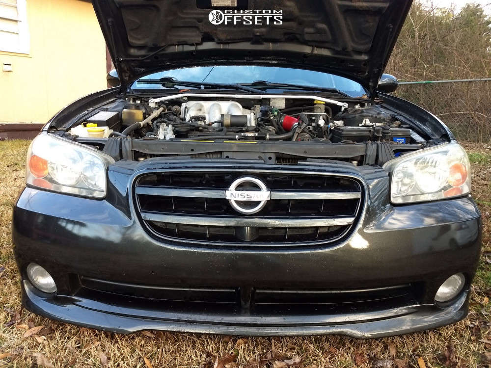 2002 Nissan Maxima with 18x9.5 25 Konig Ultraform and 235/40R18 Nitto ...