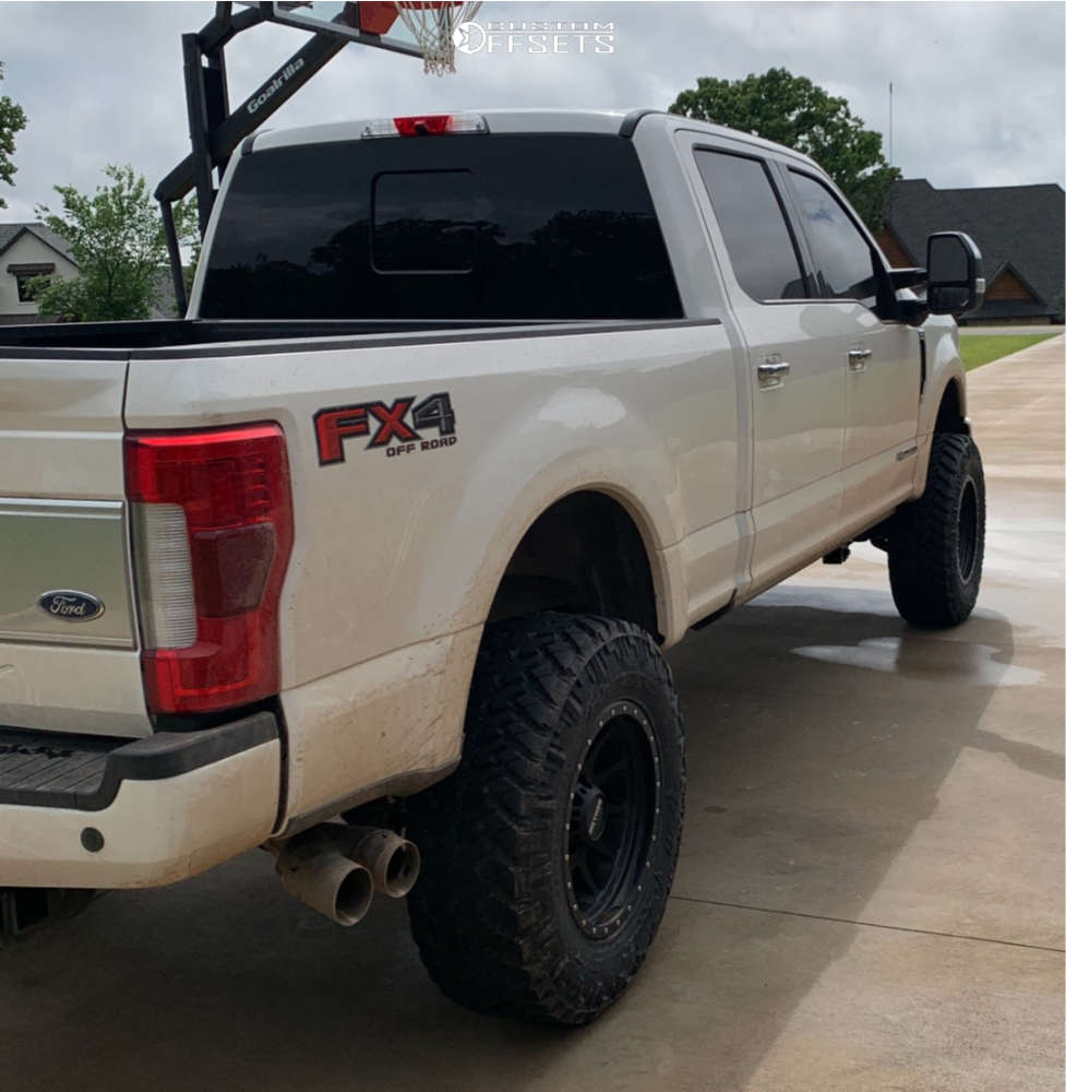 2019 Ford F-250 Super Duty with 20x10 -24 Method NV and 37/12.5R20 ...