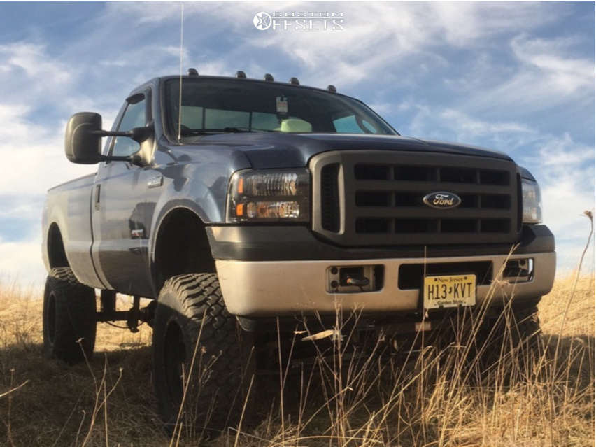 2005 Ford F-250 Super Duty with 18x9 0 Pro Comp Series 41 and 35/12 ...