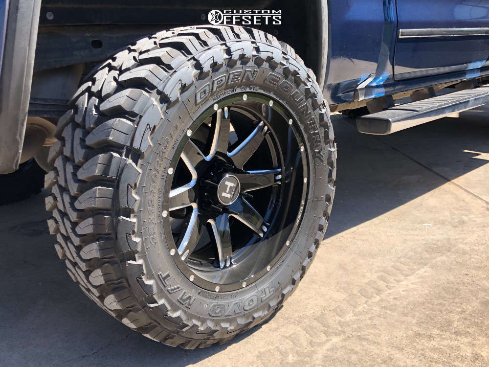 2016 GMC Sierra 1500 with 20x10 -19 Hostile Alpha and 35/12.5R20 Toyo ...