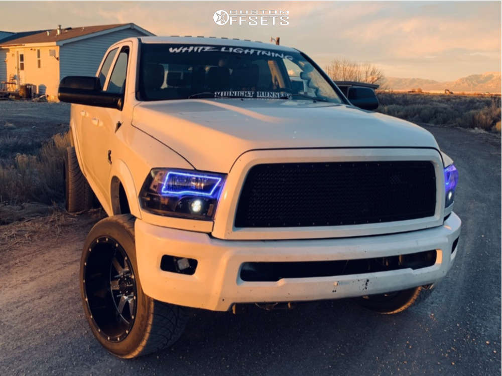 2011 Dodge Ram 2500 with 22x12 -44 Gear Off-Road 726m and 305/45R22 ...