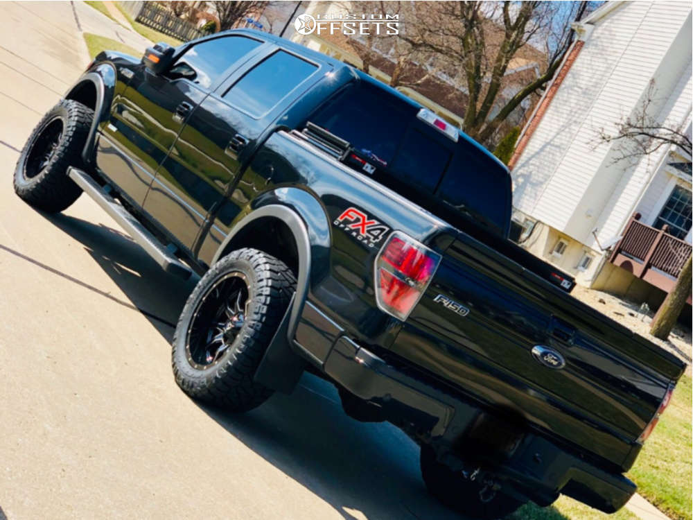 2013 Ford F-150 with 20x10 -18 Fuel Vandal and 305/55R20 Nitto Ridge ...