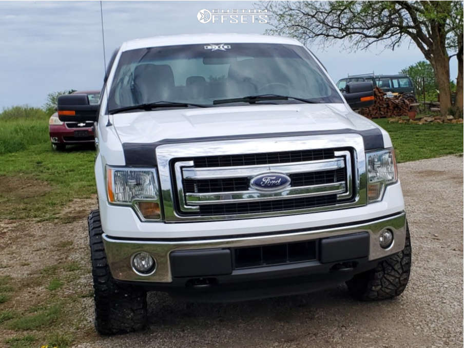 2014 Ford F-150 with 20x9 XD Xd844 and 33/12.5R20 Nitto Ridge Grappler ...